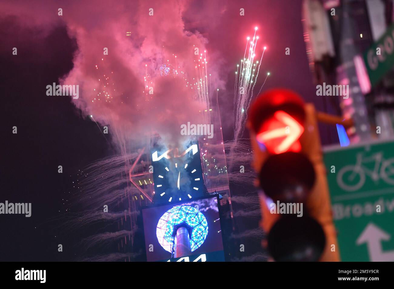 31st december 2022 celebrations hi-res stock photography and images - Alamy