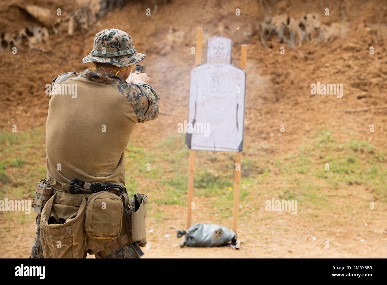 U.S. Marines with 3d Reconnaissance Battalion, 3d Marine Division ...