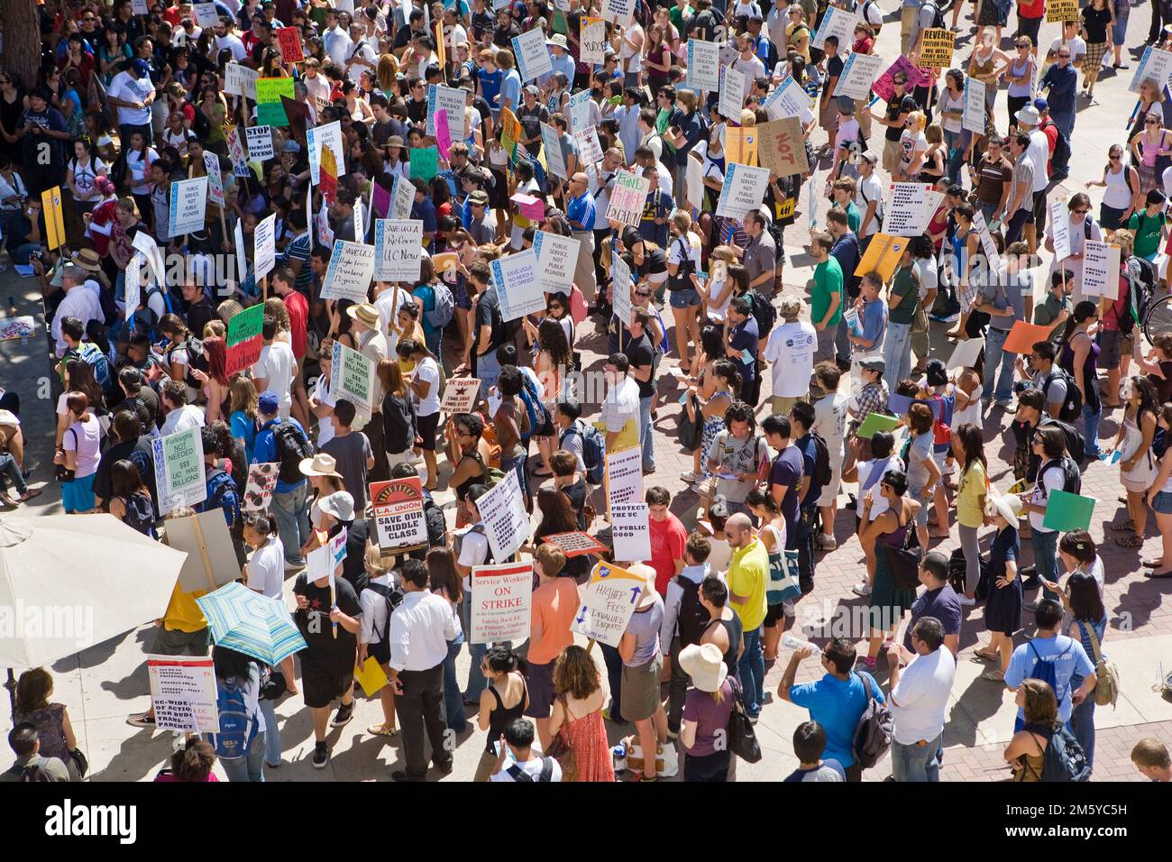 UCLA labor student demonstration H Stock Photo - Alamy