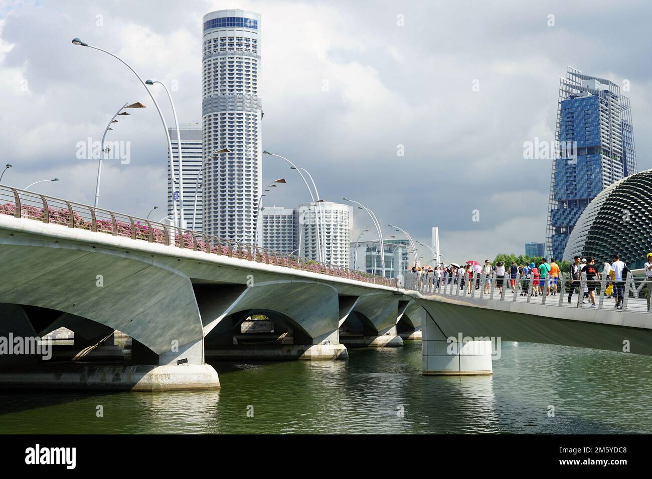 Merlion Park, Singapore Stock Photo - Alamy Merlion Park, Singapore Stock Photo - Alamy