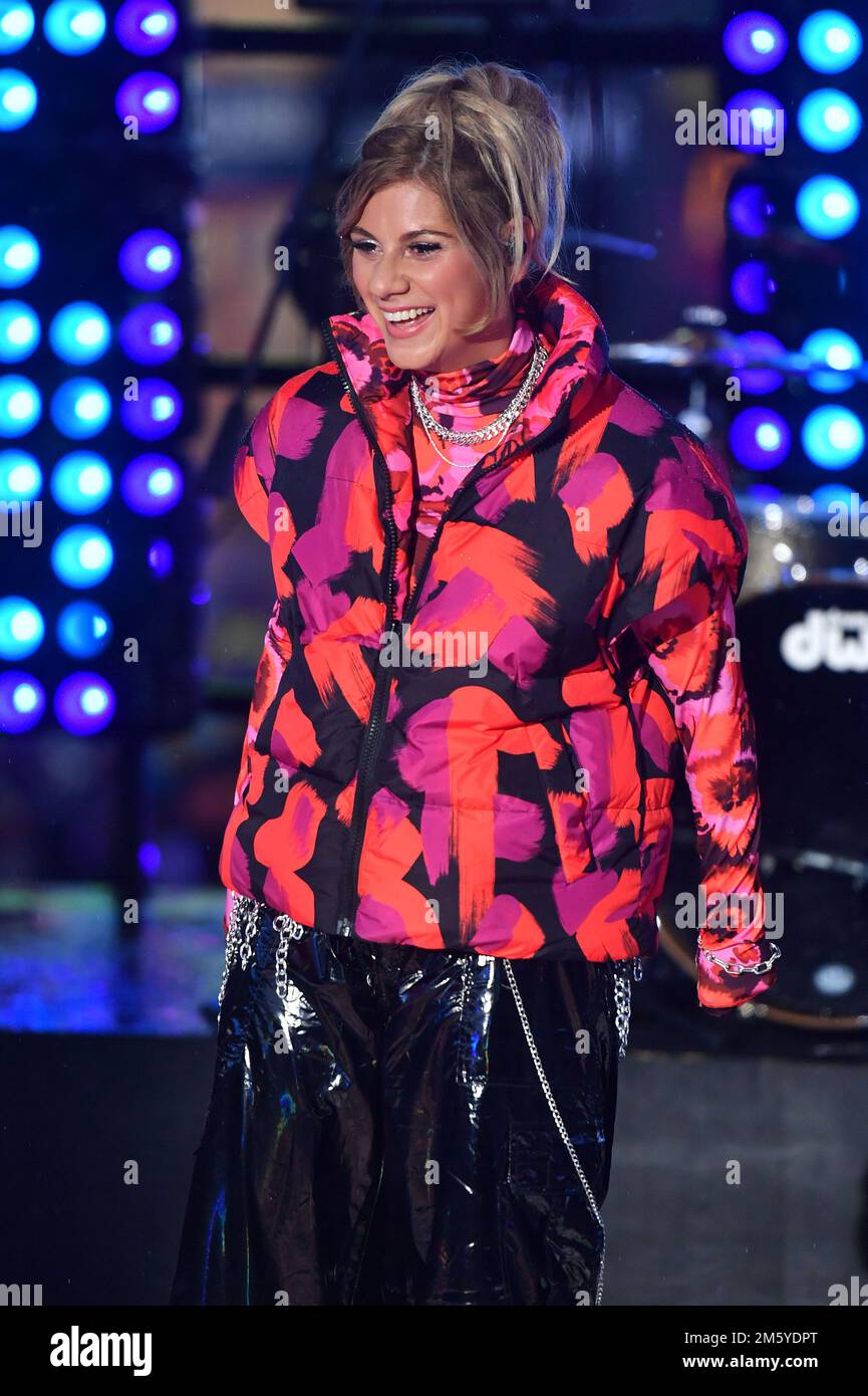 New York, USA. 31st Dec, 2022. Singer-songwriter JAX performs at the ...