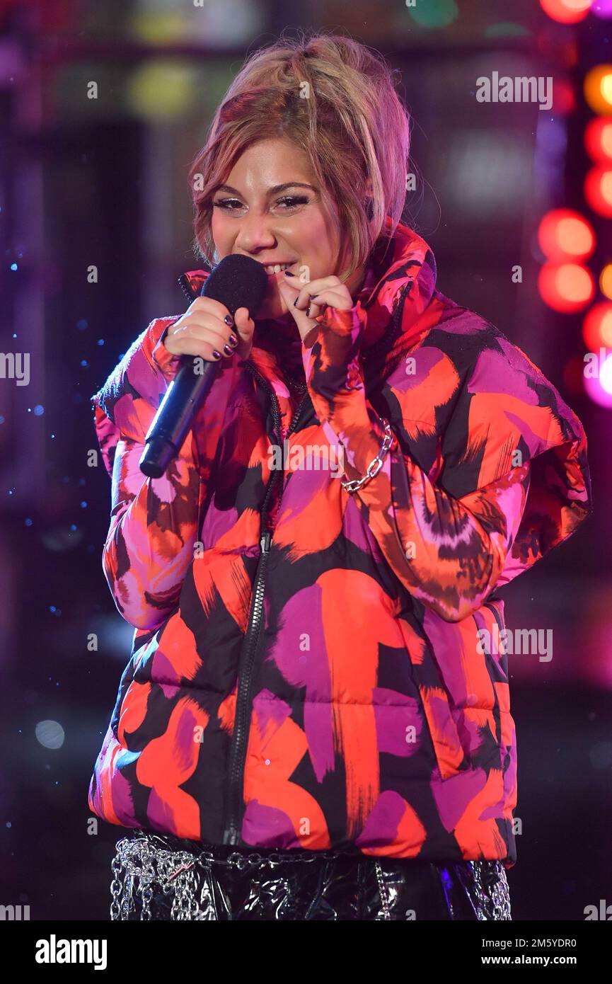 New York, USA. 31st Dec, 2022. Singer-songwriter JAX performs at the ...