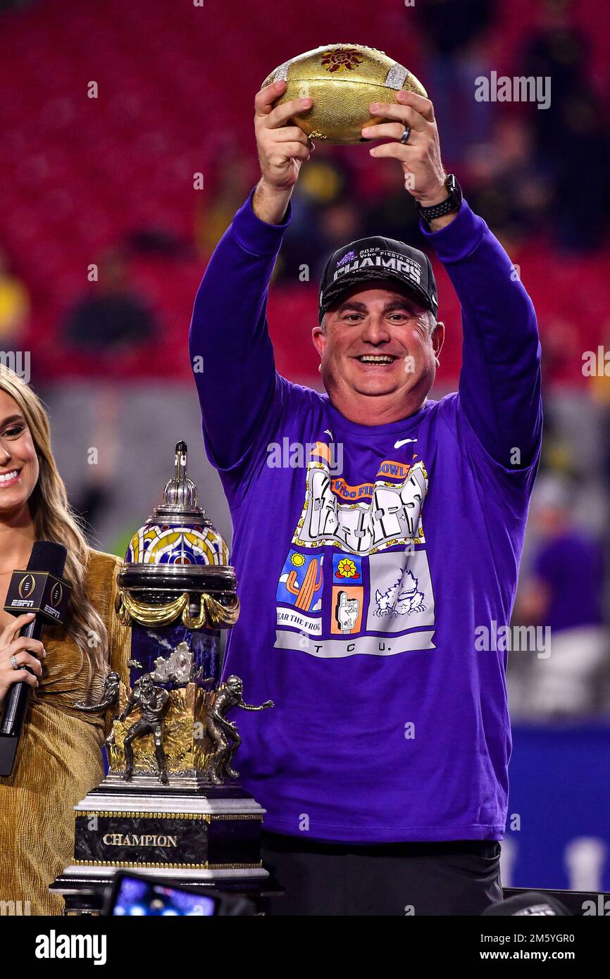 Vrbo fiesta bowl hi-res stock photography and images - Alamy