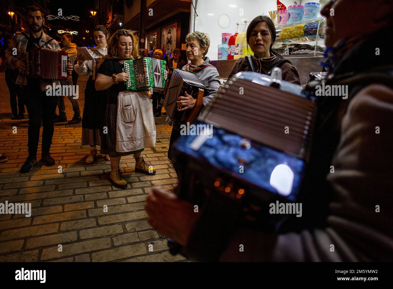 Ermua, Spain. 31st Dec, 2022. Members of the Txindurri dance group play ...