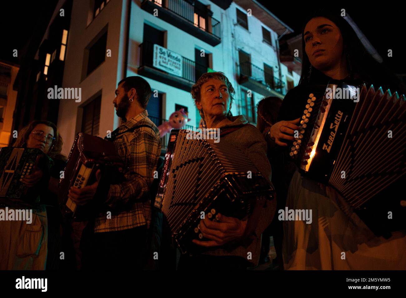 Ermua, Spain. 31st Dec, 2022. Members of the Txindurri dance group play ...