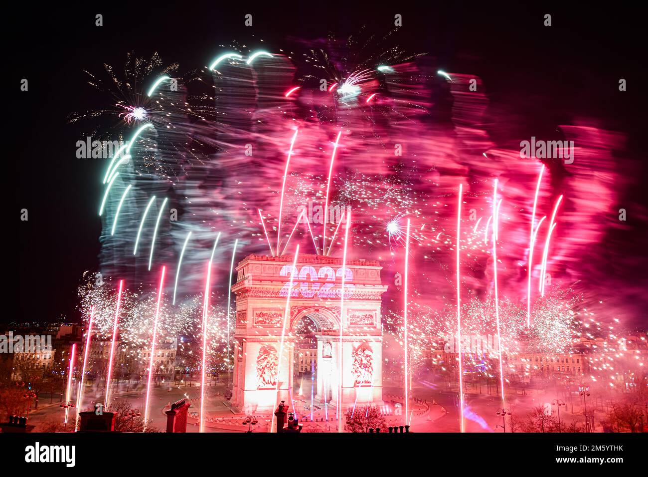 Paris, France. 31st Dec 2022. Fireworks (Firework) at the Arch of ...