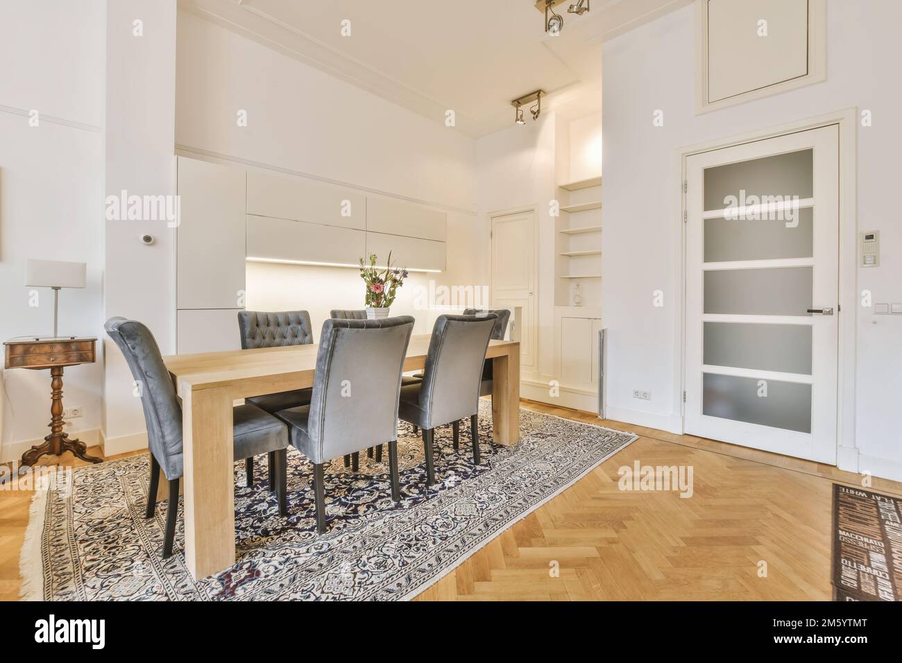 Black rugs hi-res stock photography and images - Alamy