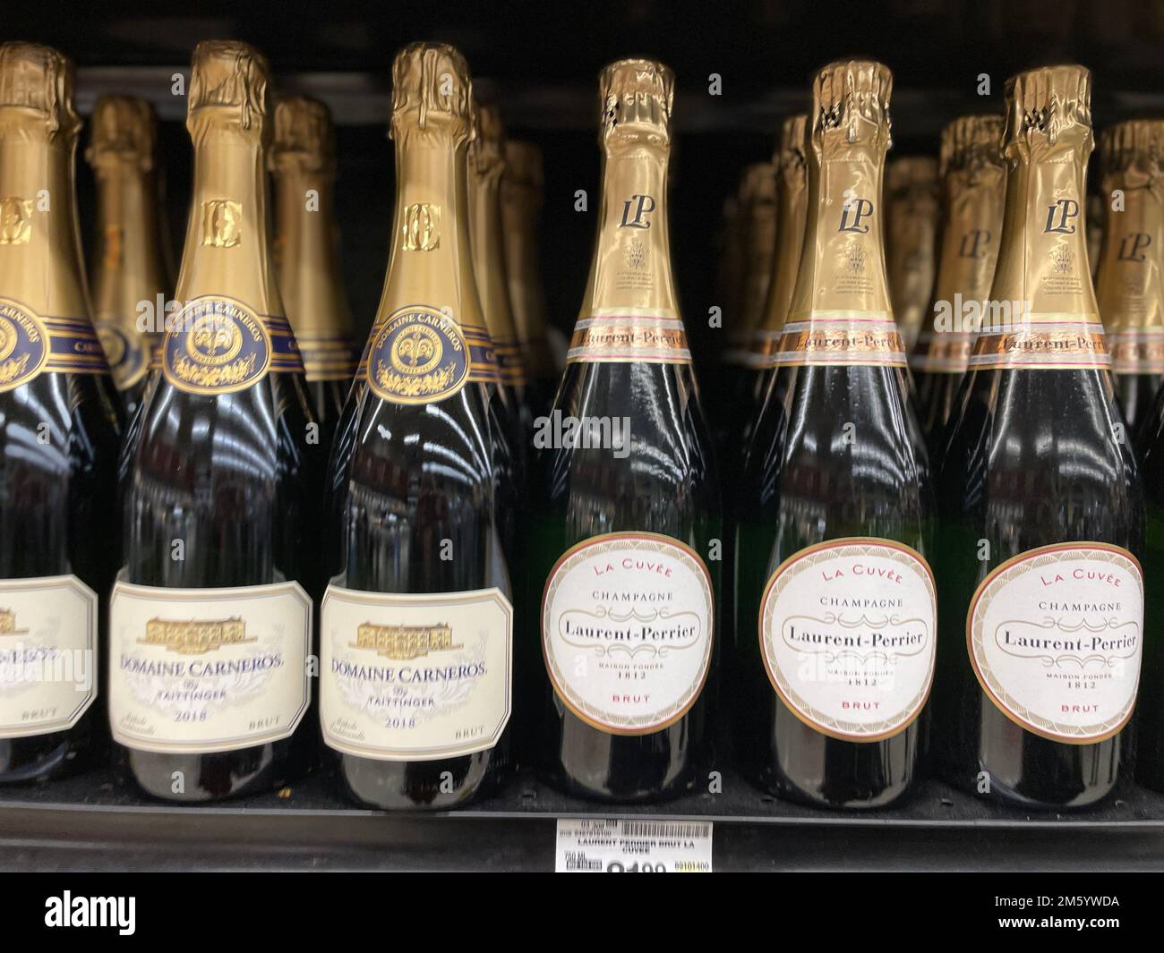 Amy laurent hi-res stock photography and images - Alamy