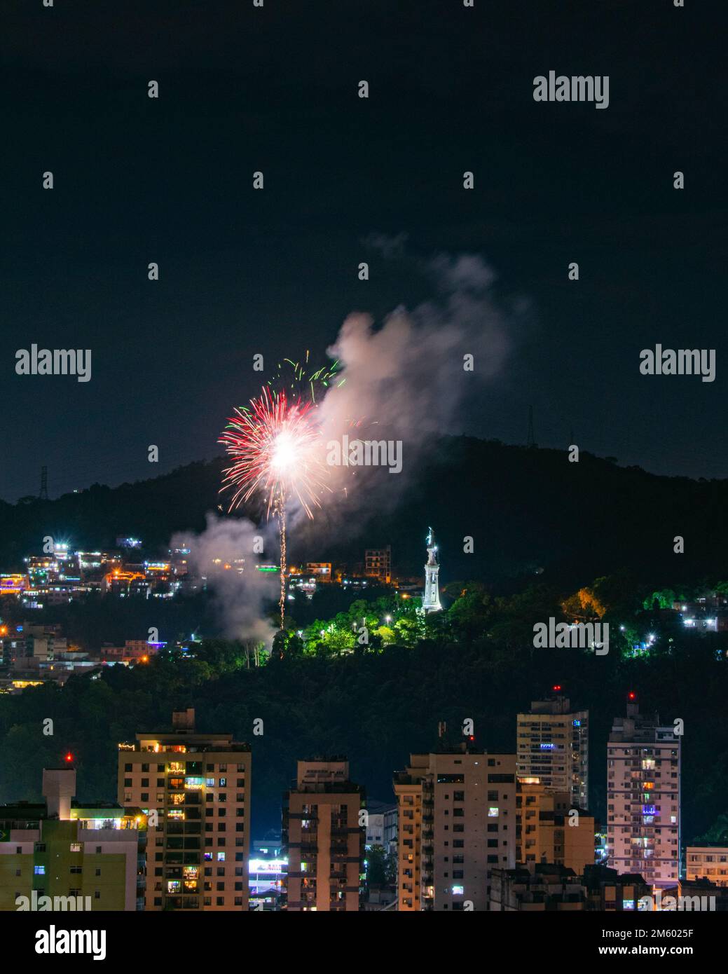 NITERÓI, RIO DE JANEIRO, BRAZIL – 01/01/2023: Night photo of the ...