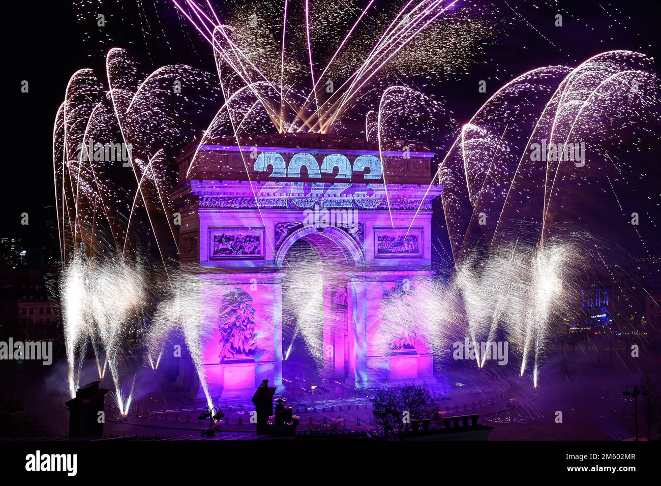 Paris, France. 1st Jan 2023. Fireworks (Firework) at the Arch of ...