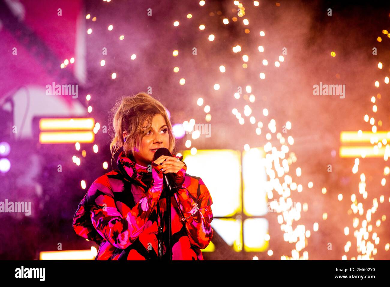 New York, United States. 01st Jan, 2023. Singer JAX performs during the ...