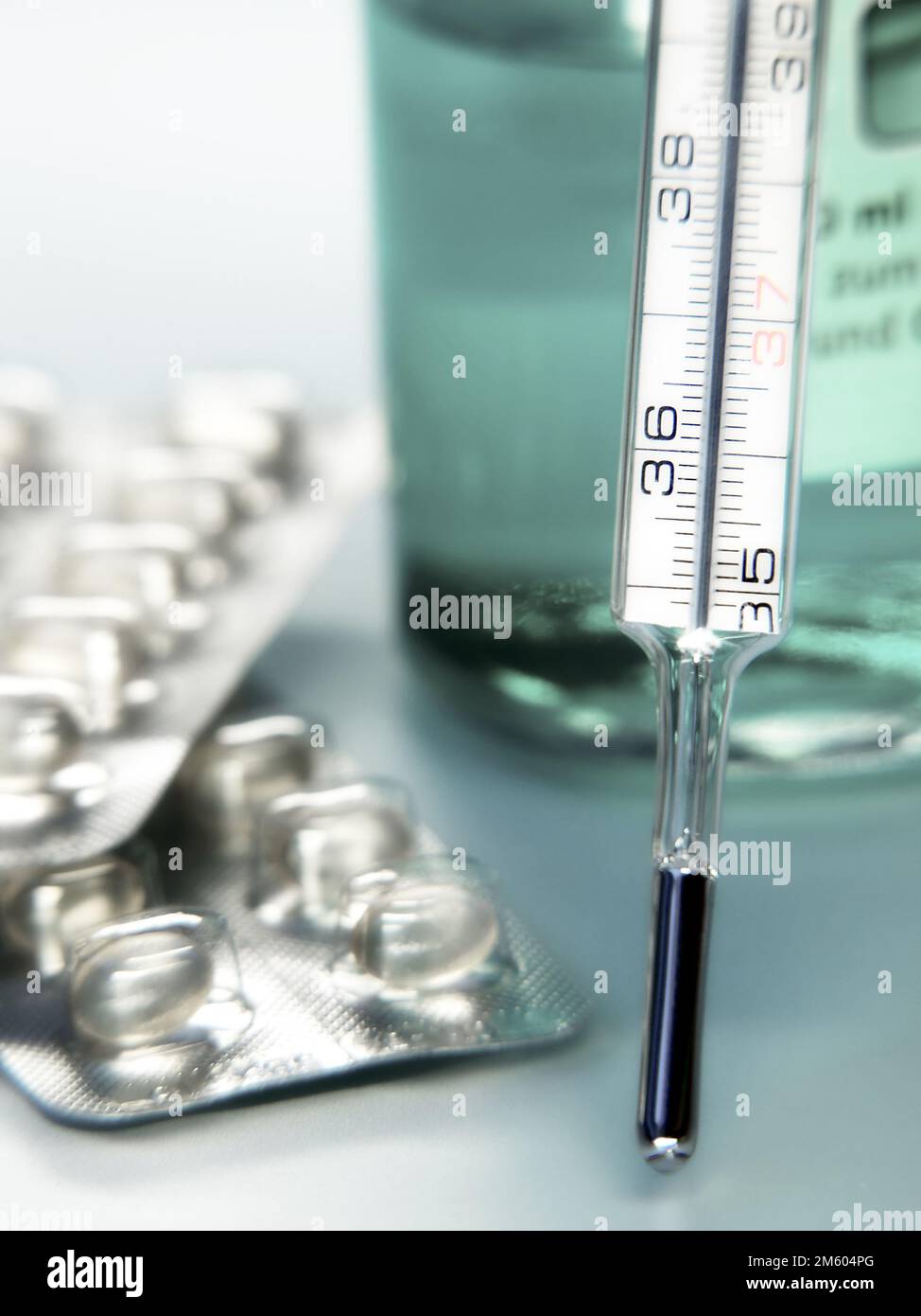 Medication costs hi-res stock photography and images - Alamy