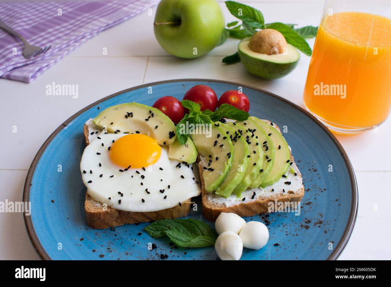 Healthy breakfast plate avocado hi-res stock photography and images - Alamy