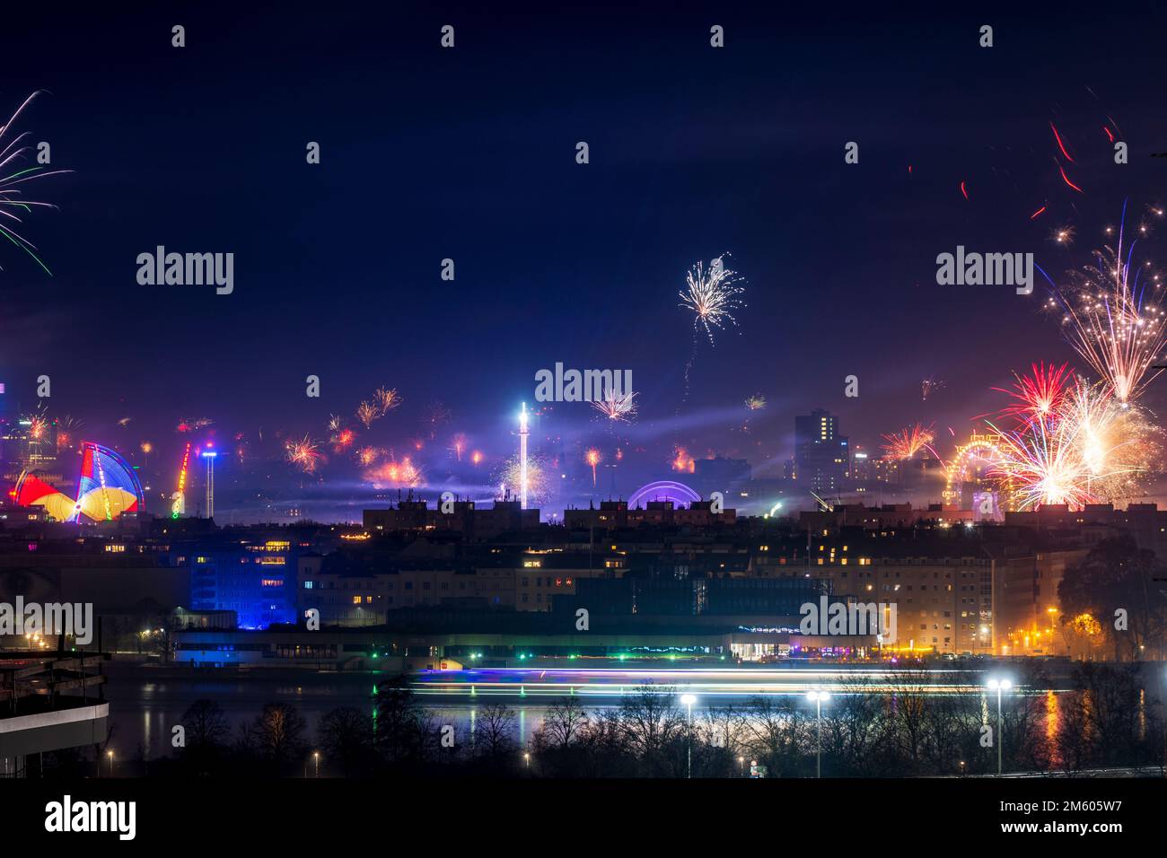 Wien, Vienna: private fireworks despite ban of private fireworks on new ...