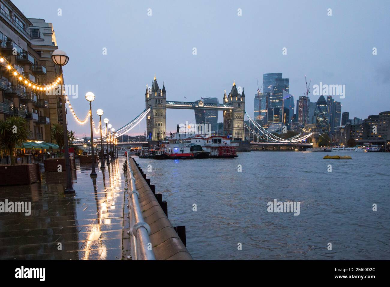 The shard london aerial night hi-res stock photography and images - Alamy