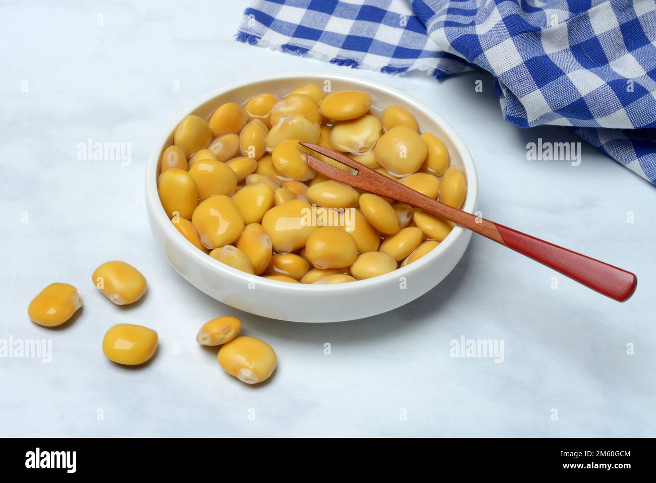 Lupin seeds hi-res stock photography and images - Alamy