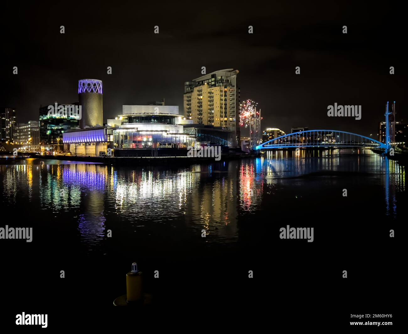 Manchester new year's eve fireworks hi-res stock photography and images ...