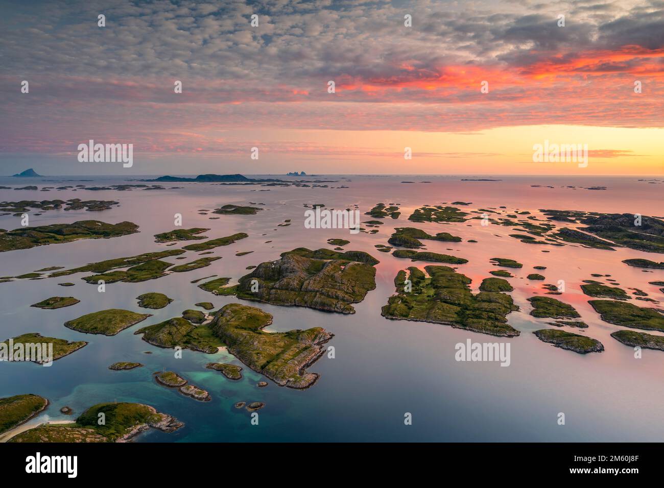 Island world hi-res stock photography and images - Alamy
