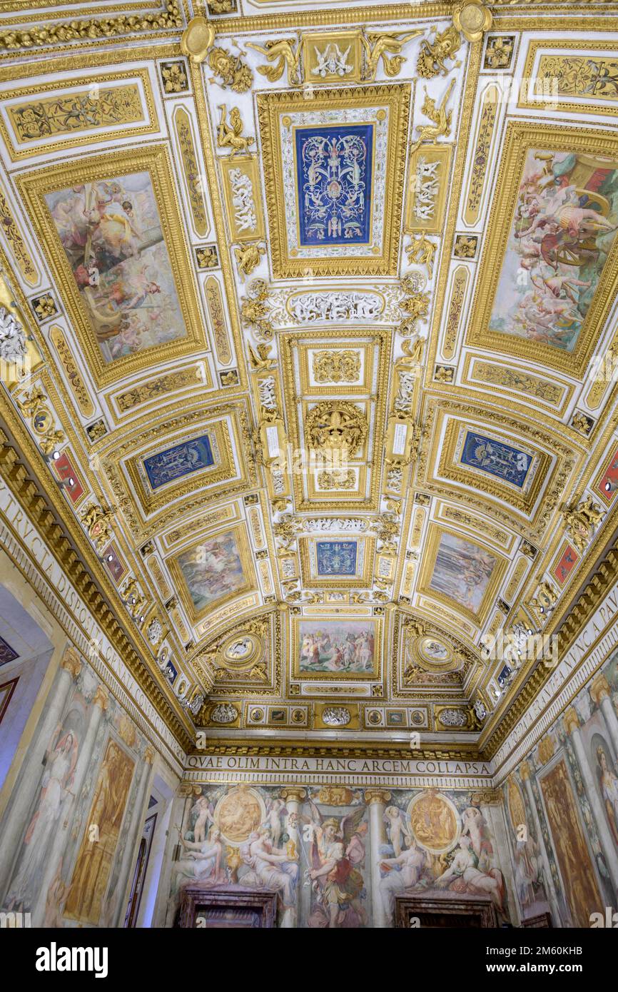Sala Paolina in Castel Sant'Angelo, Rome, Italy Stock Photo - Alamy