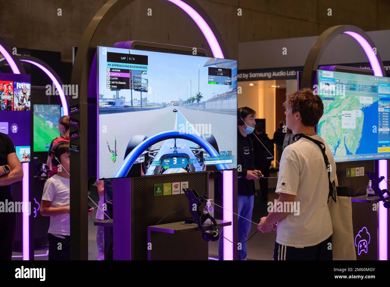 Booth Samsung, Computer Game Car Racing, Internationale Funkaustellung ...