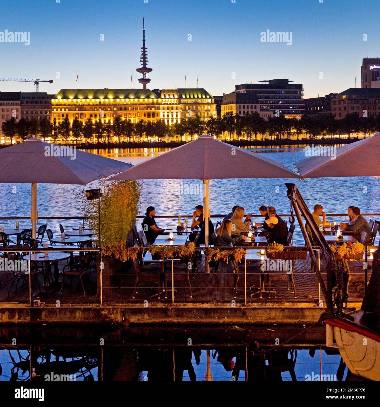 Restaurant germany people hi-res stock photography and images - Alamy