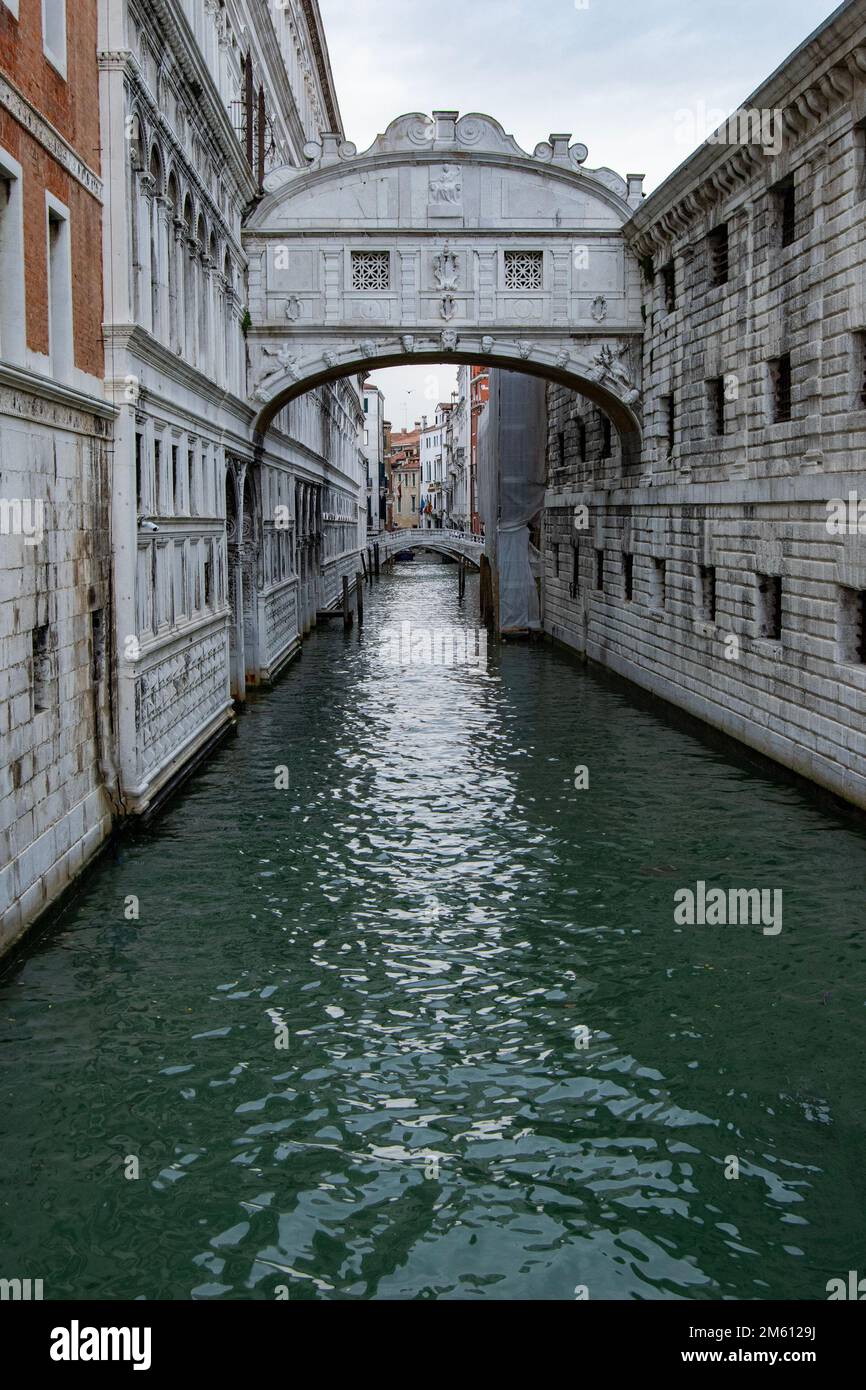 Bridge of Sighs, Venice, Italy Stock Photo - Alamy