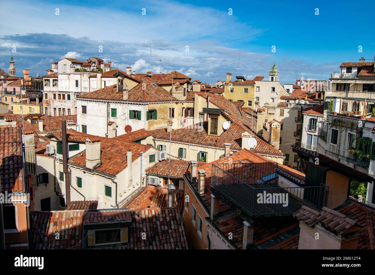 Venetian rooftops hi-res stock photography and images - Alamy