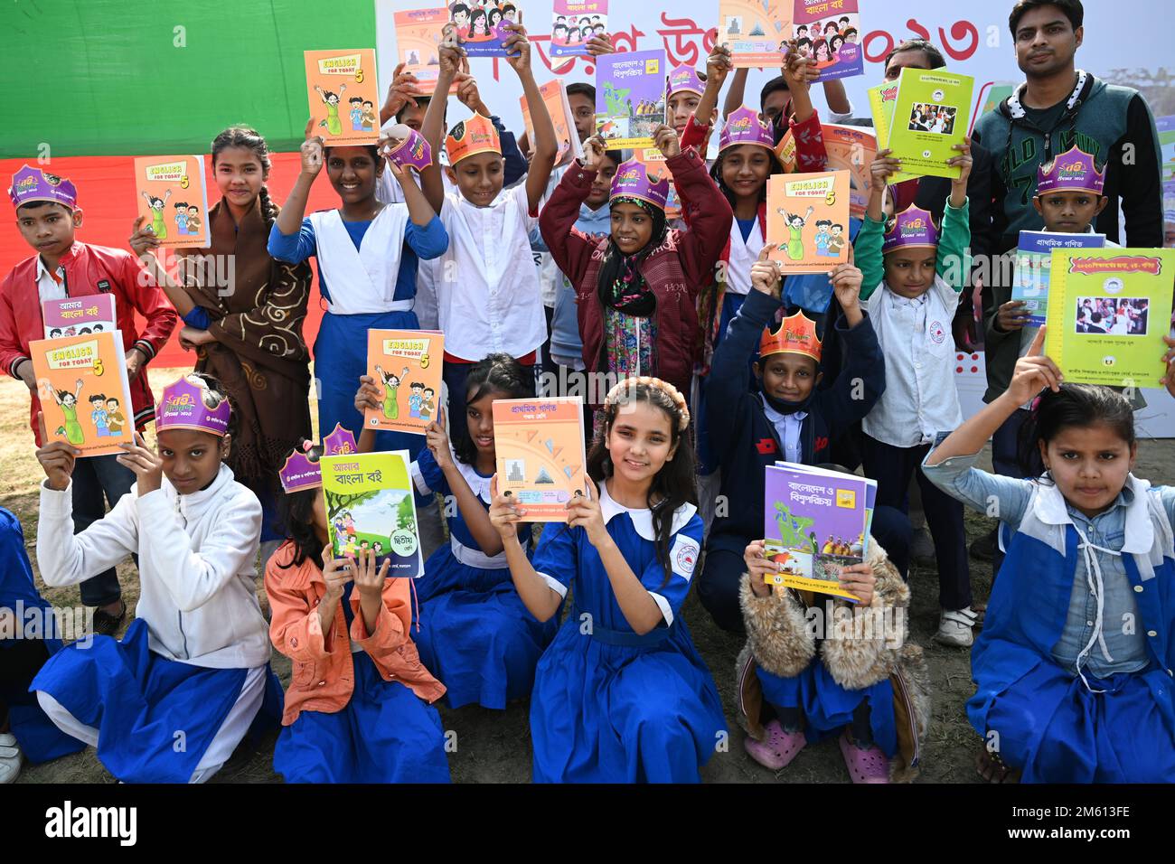Dhaka, Bangladesh. 1st Jan 2023. Student celebrate with new textbooks ...