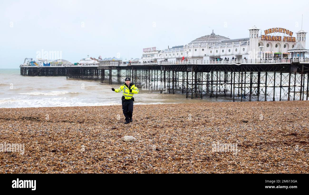 Royal navy bomb disposal ww2 hi-res stock photography and images - Alamy
