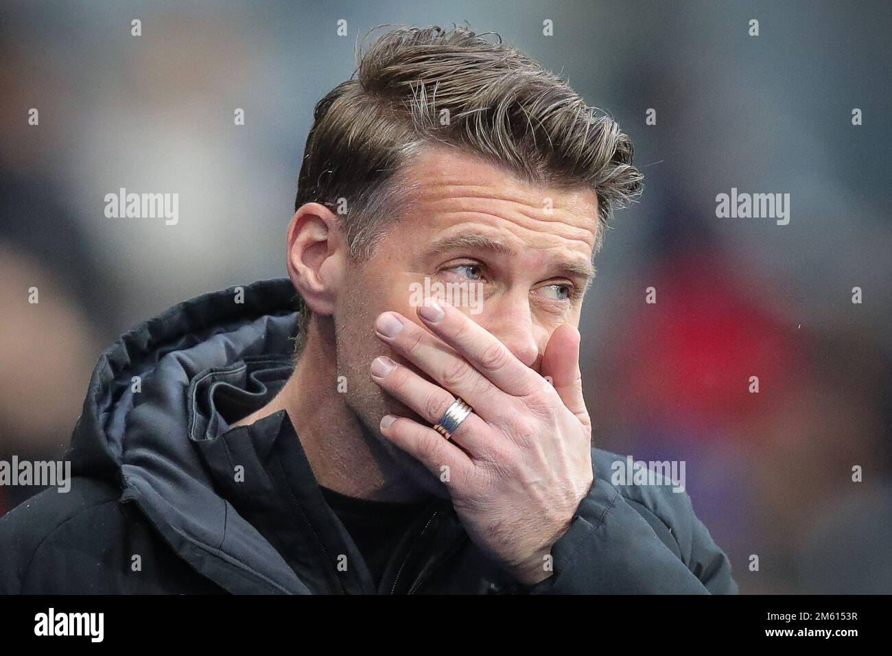 Rob Edwards manager of Luton Town during the Sky Bet Championship match ...