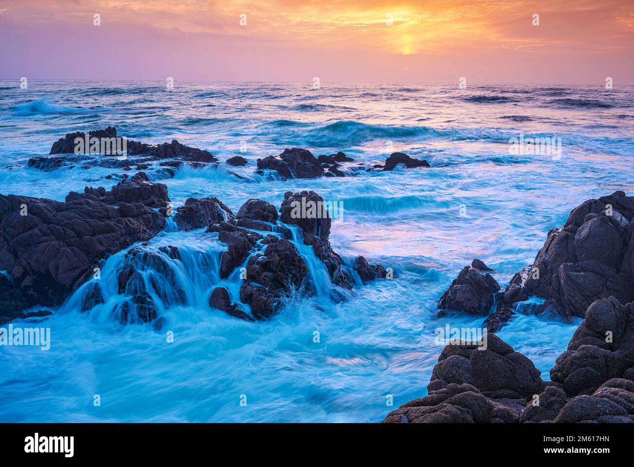 Sunset monterey california hi-res stock photography and images - Alamy