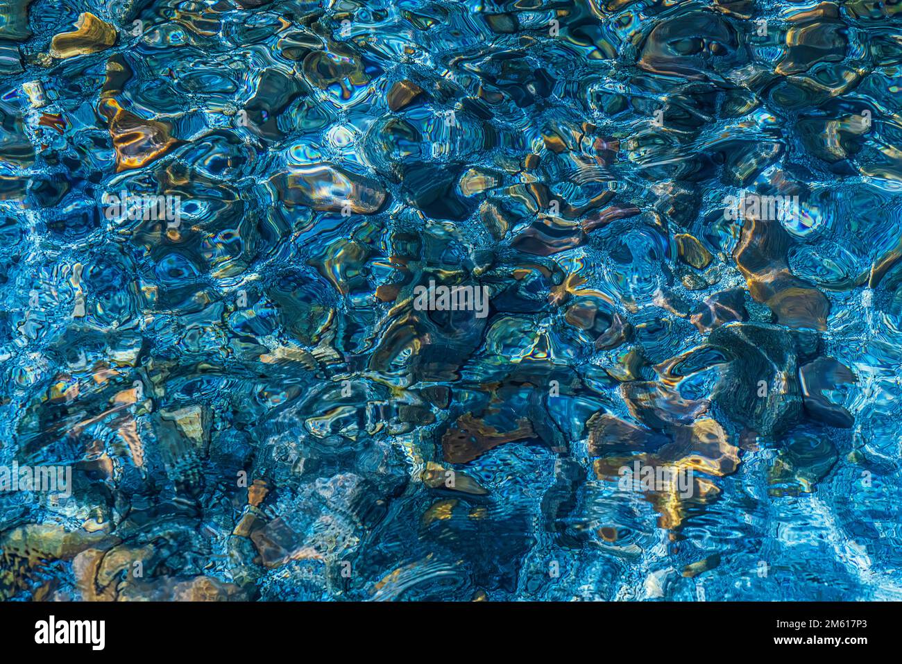 Colorful clear water abstract at Lake Tahoe in Utah Stock Photo - Alamy