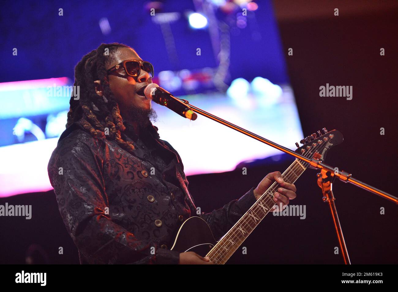 MIRAMAR, FL - DECEMBER 31: Steve Ray Ladson performs during The Miramar ...