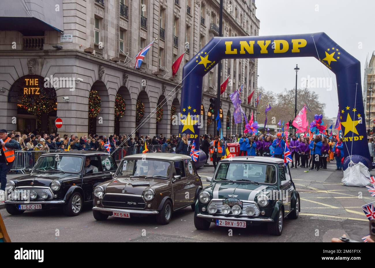 London, UK. 1st January 2023. Mini enthusiasts take part in London’s ...