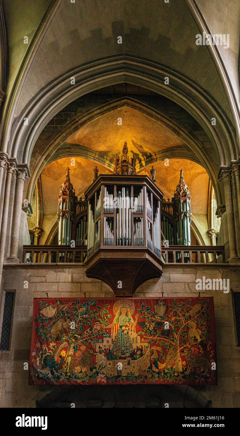 Church organ pipes inside Paroissie Notre Dame Cathedral in Dijon ...
