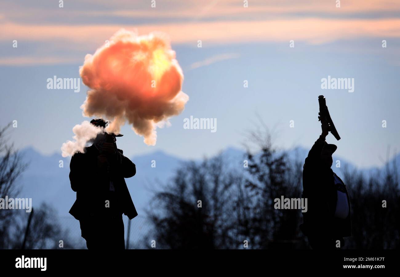 Feldafing, Germany. 01st Jan, 2023. Shooters of the Upper Bavarian ...
