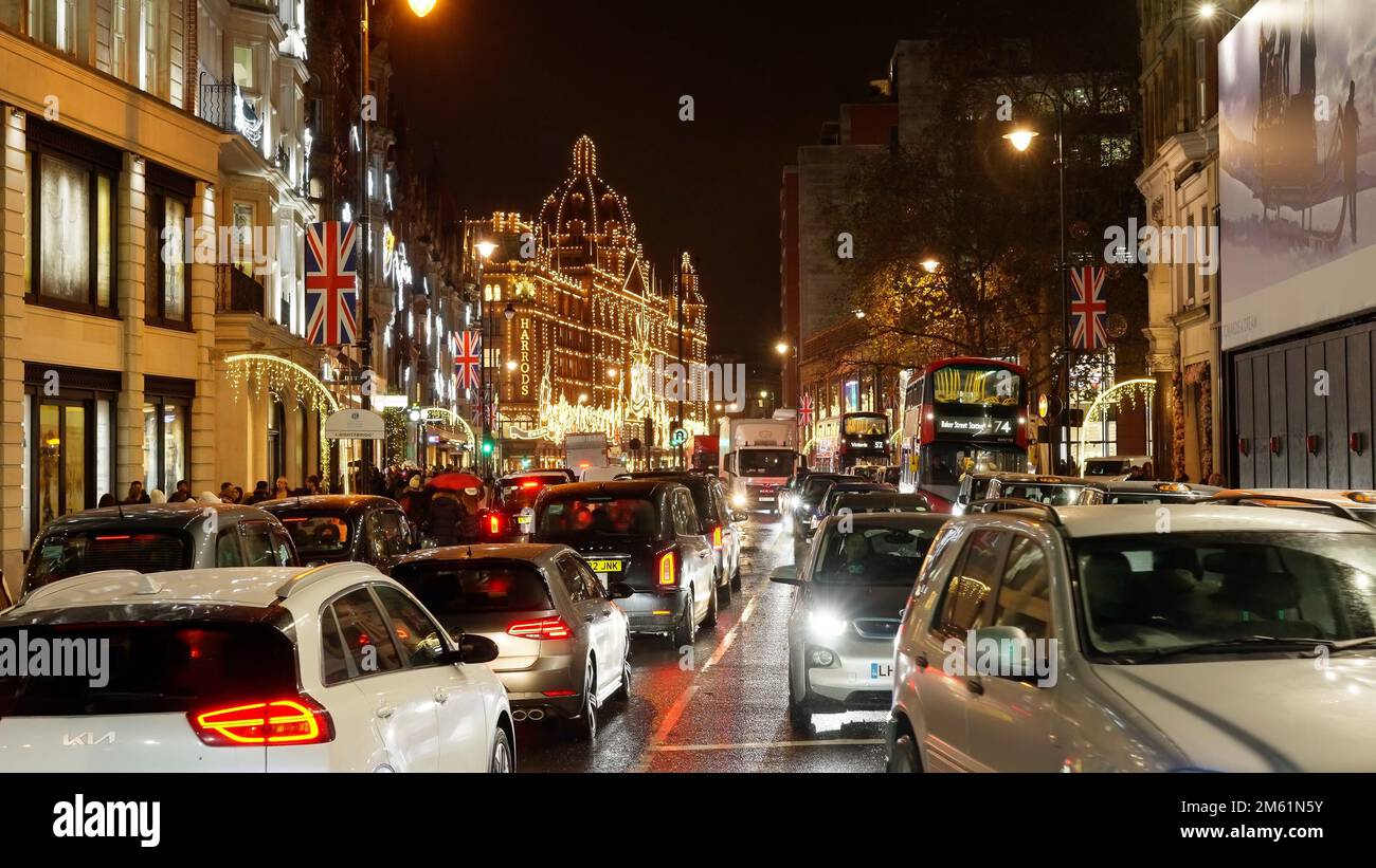 Brompton place knightsbridge hi-res stock photography and images - Alamy