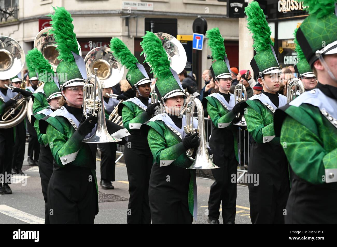 London's annual New Year parade featuring hundreds of floats on January ...