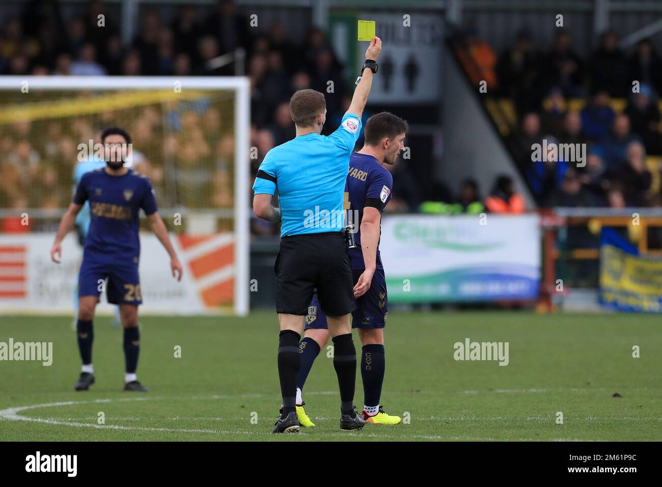 Sutton, UK. 01st Jan, 2023. Referee, Will Finnie shows Alex Woodyard of ...
