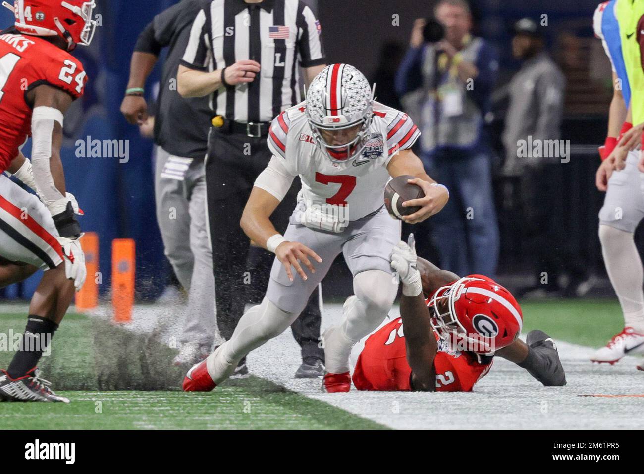 Atlanta, Georgia, USA. 1st Jan, 2023. Ohio State Buckeyes quarterback C ...