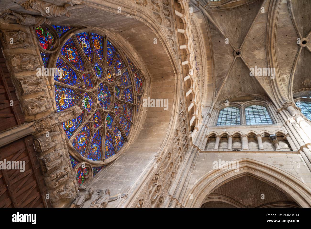 Rose window reims cathedral france hi-res stock photography and images ...
