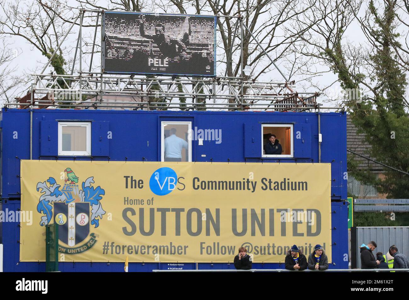 Sutton, UK. 01st Jan, 2023. Sutton United pay tribute to the late Pele ...