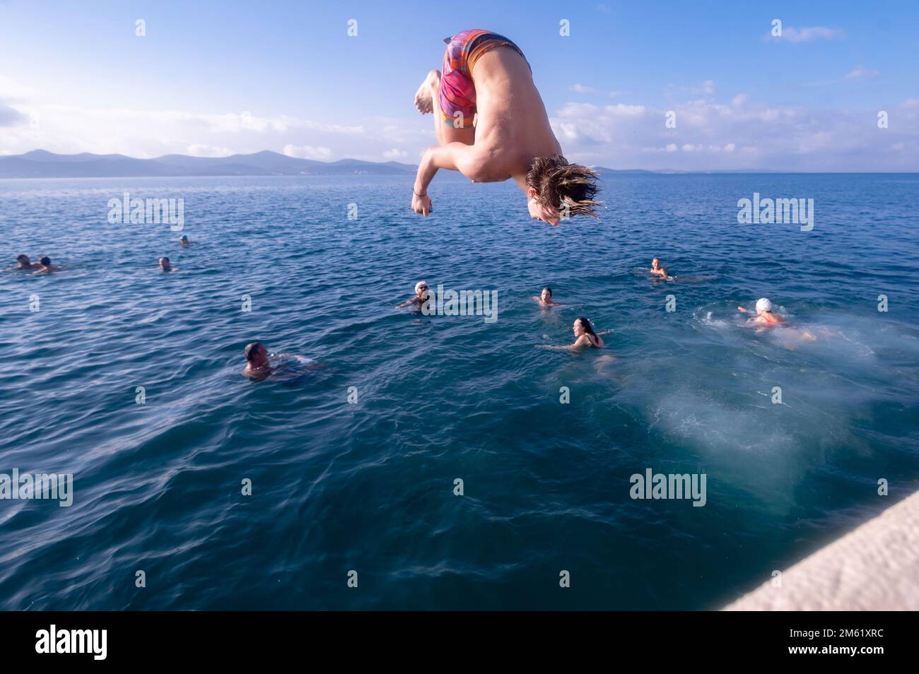At exactly noon, the Sea Organ jumped into the sea and greeted the New ...