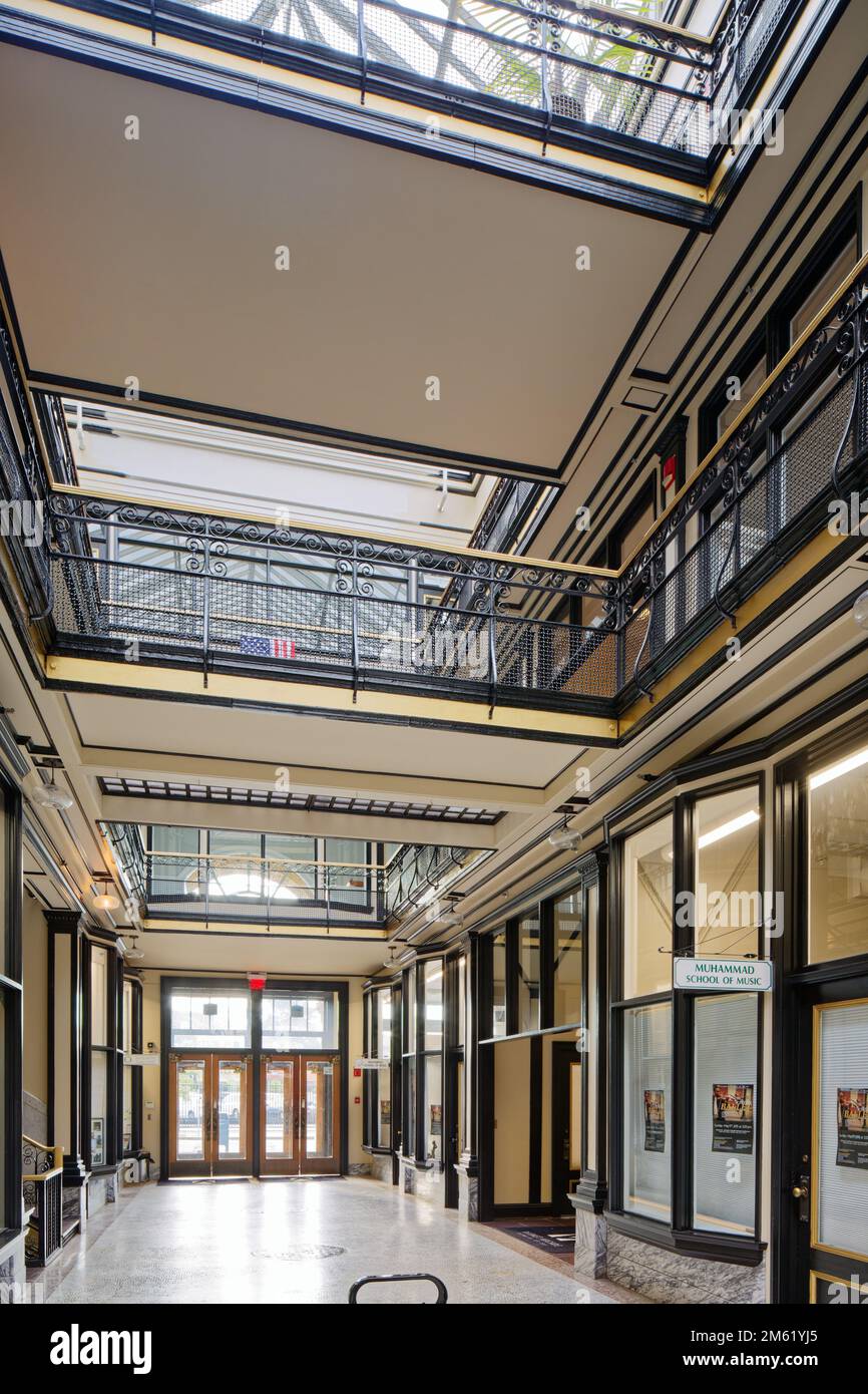 Market Arcade is named for the long-defunct public market (now parking ...