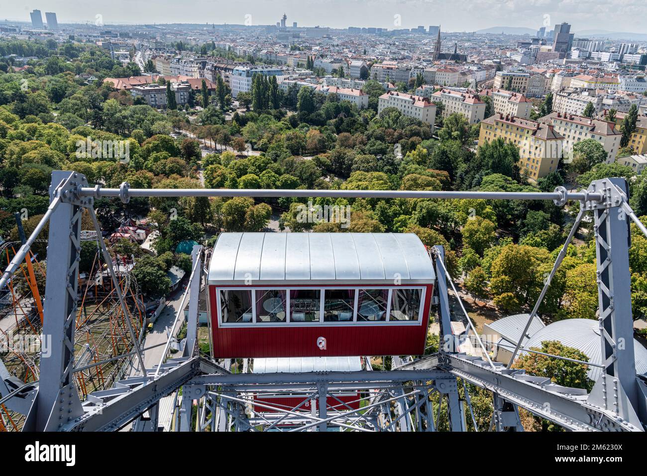 Ferris wheel carriage hi-res stock photography and images - Alamy
