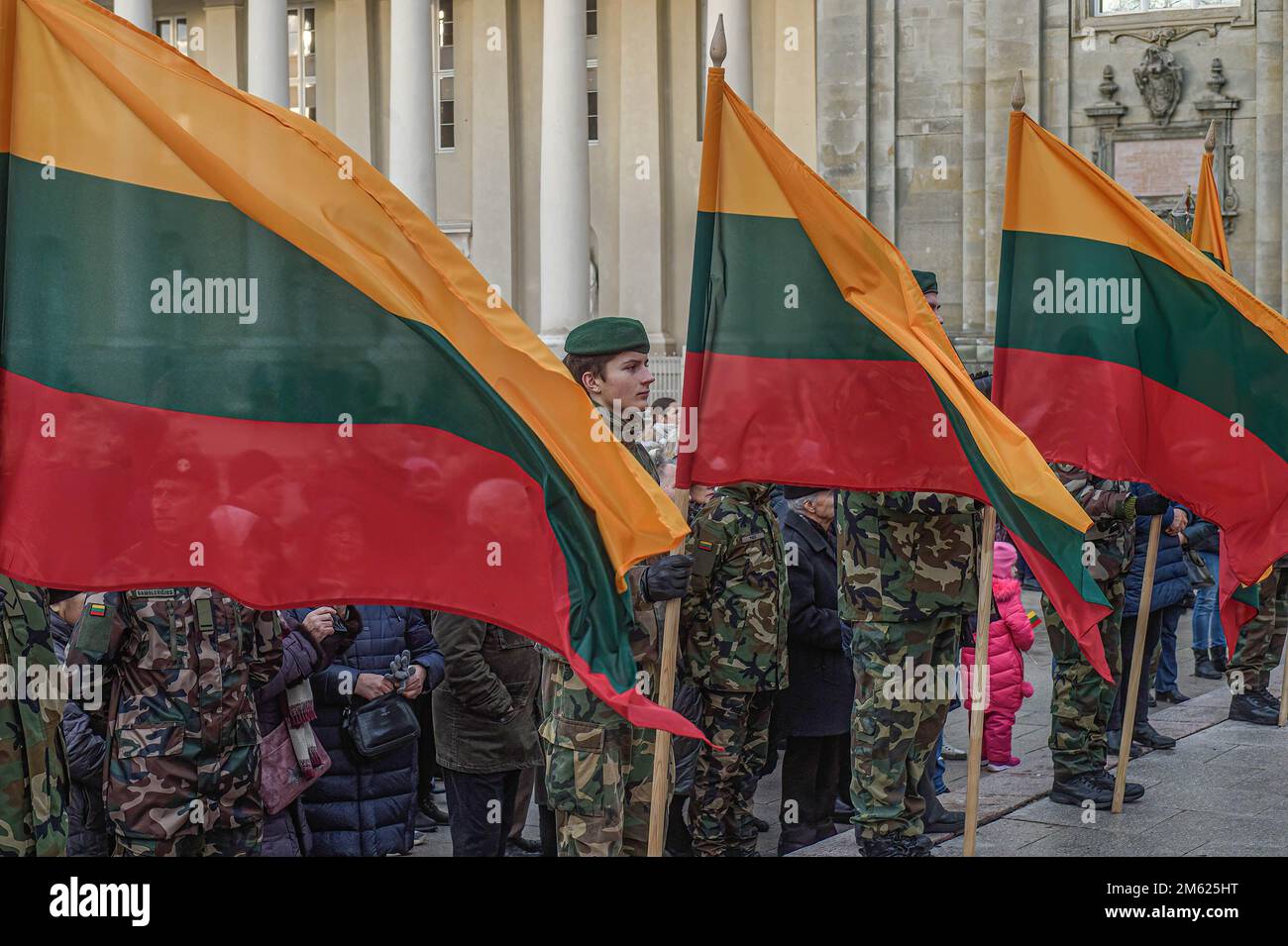 Vilnius, Lithuania. 01st Jan, 2023. Lithuanian servicemen stand in the ...