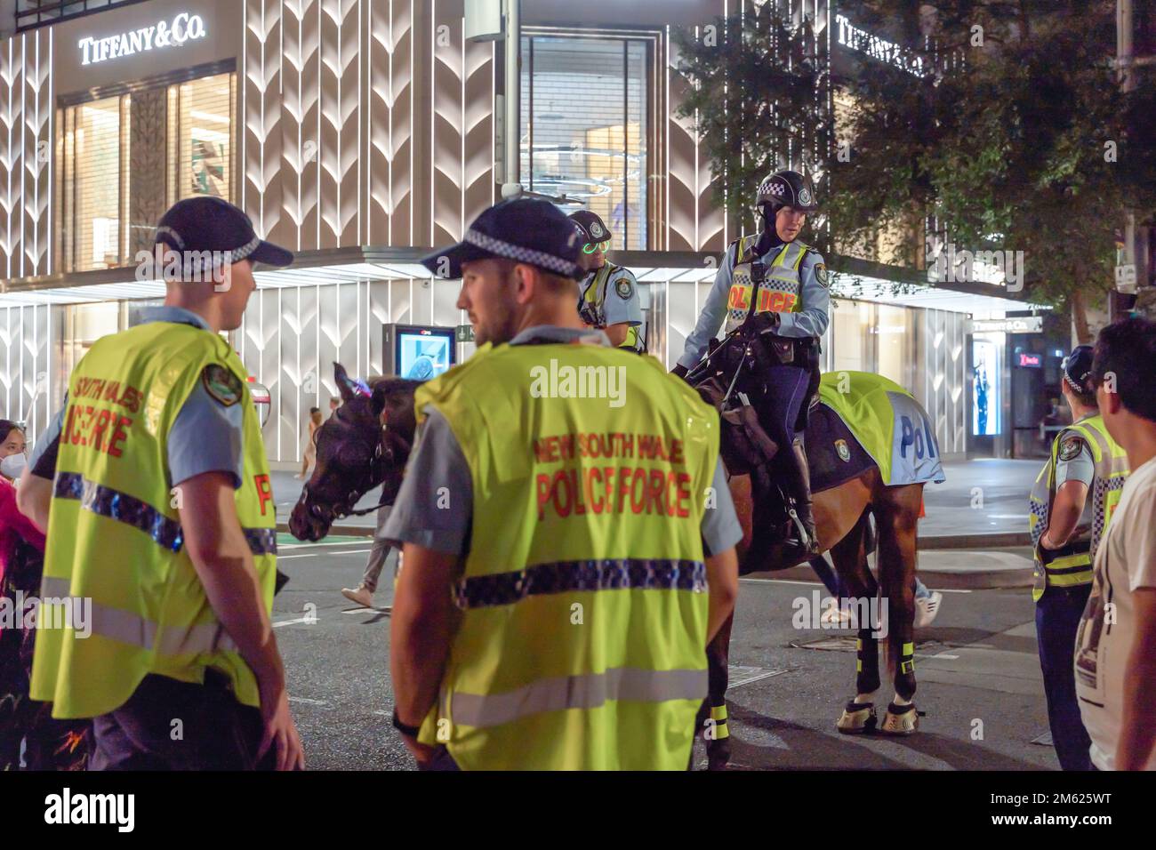 Police officer sydney hi-res stock photography and images - Alamy