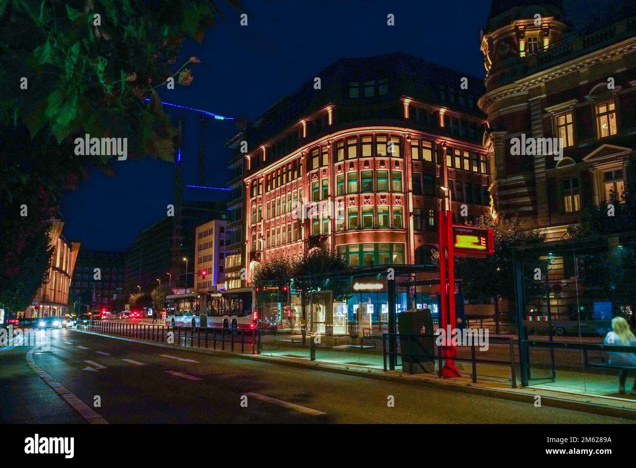 14-09-2022 Hamburg, Germany. View in Hamburg at night with street ...