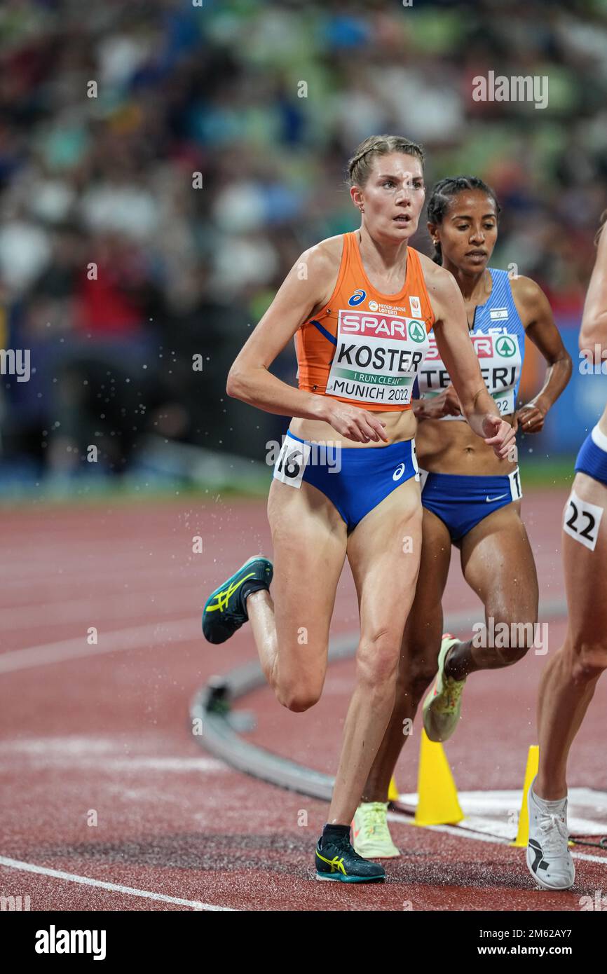 Maureen Koster participating in the 5000 meters at the European ...