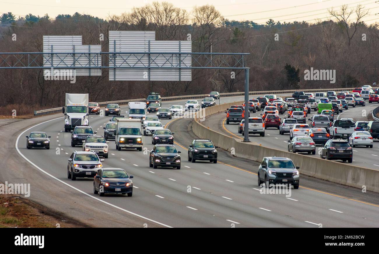Interstate 95 (I-95) during evening rush hour. Heavy traffic congestion ...